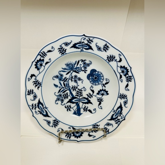 Blue Danube | Dining | 6 Blue Danube 8 Soup Plates Blue Banner Ribbon ...